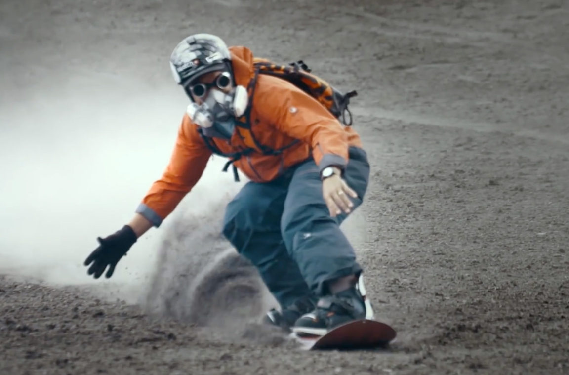 Freeriders sliding the volcano - riders.me